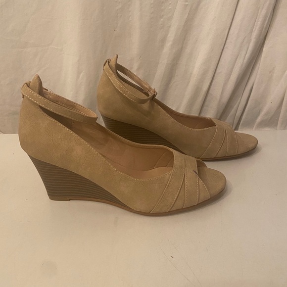 Journee Collection | Shoes | Journee Collection Tan Suede Wedge Shoes ...